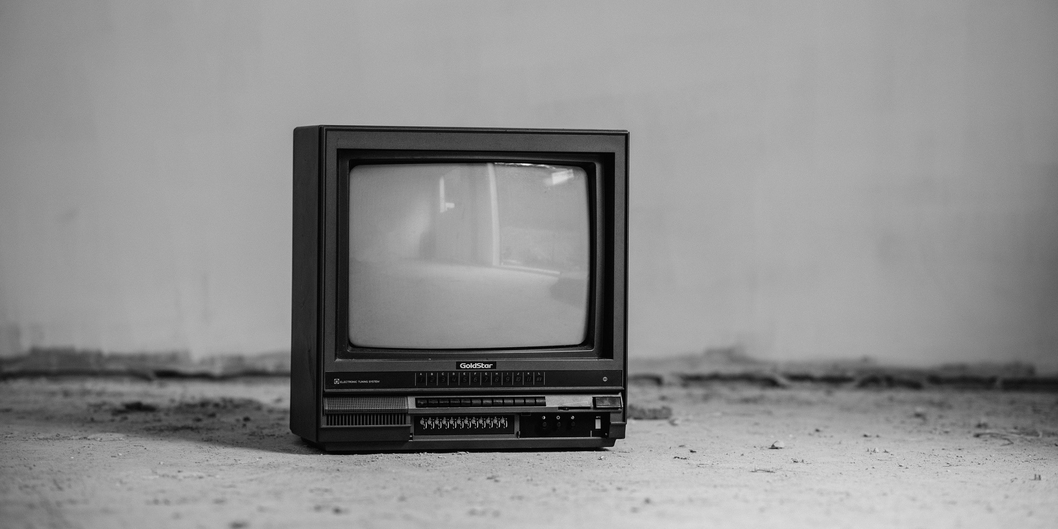 Switch Off TV il 21 dicembre, ecco cosa cambia per chi ha un vecchio TV