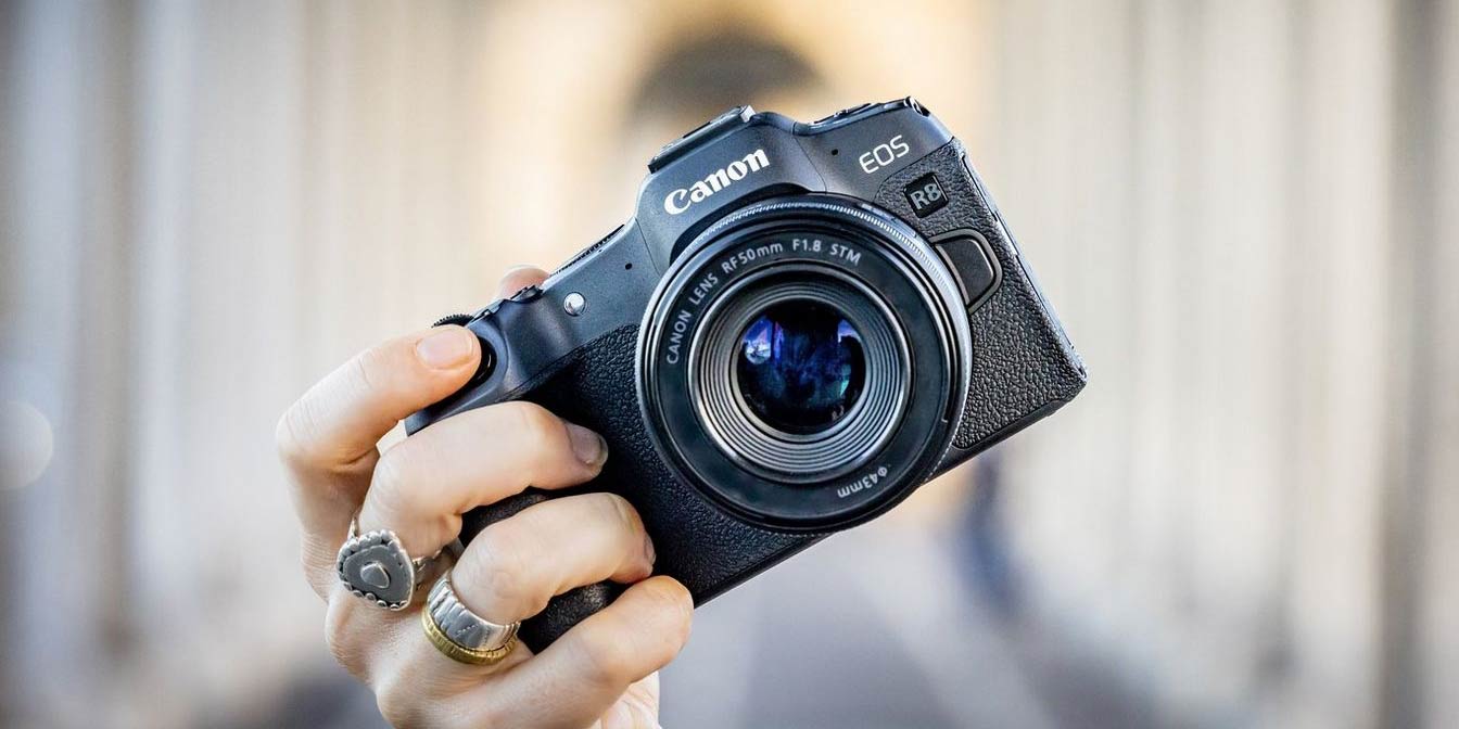 Canon presenta due nuove mirrorless: la EOS R8 e la EOS R50 | Tre belle ...